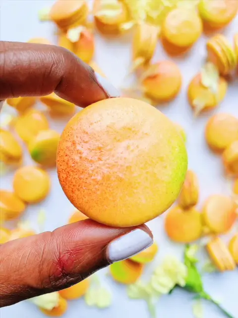 Mango Macarons – Peaches 2 Peaches