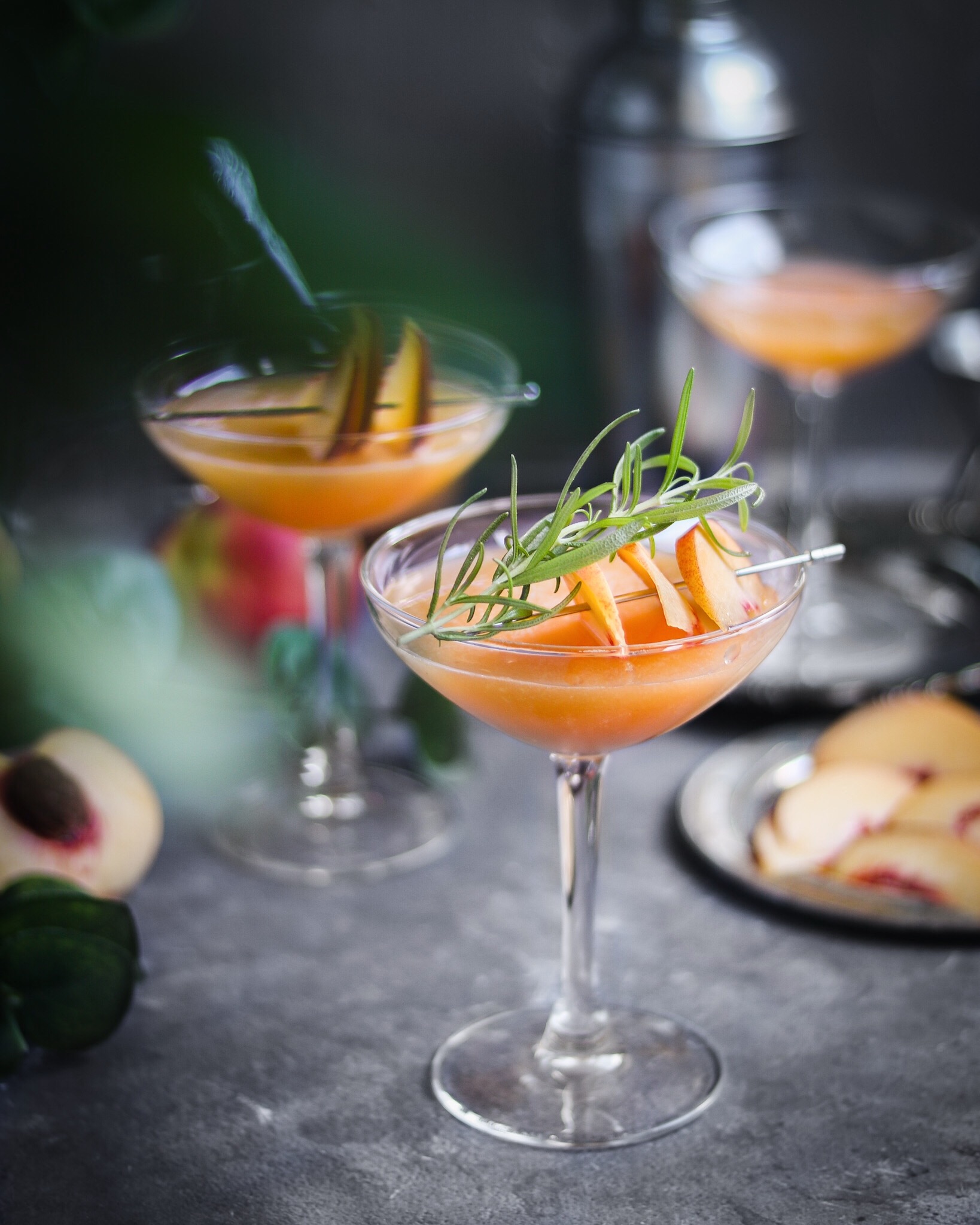 Perfect Peach Cocktail – Peaches 2 Peaches