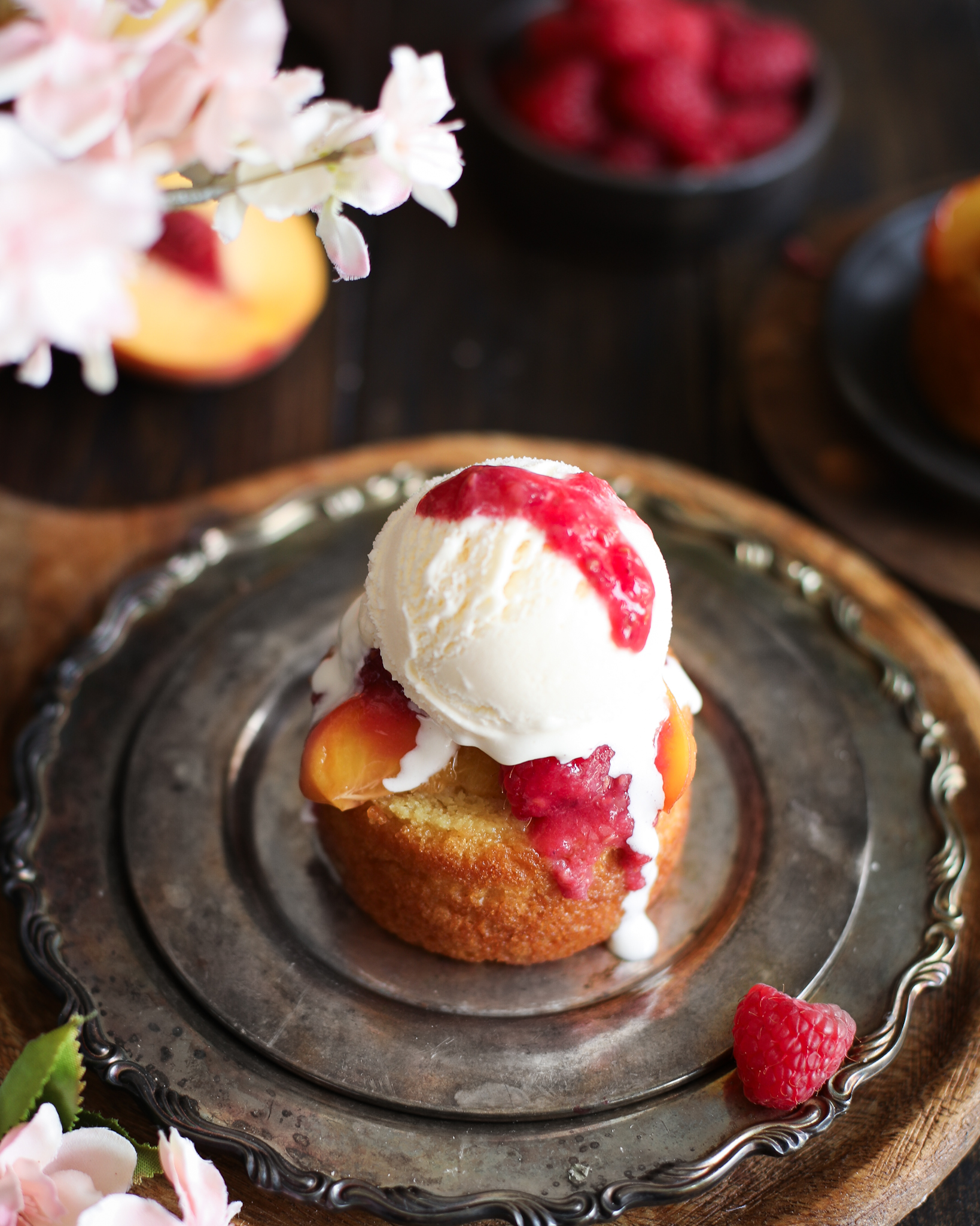 Peach Melba Mini Cakes – Peaches 2 Peaches