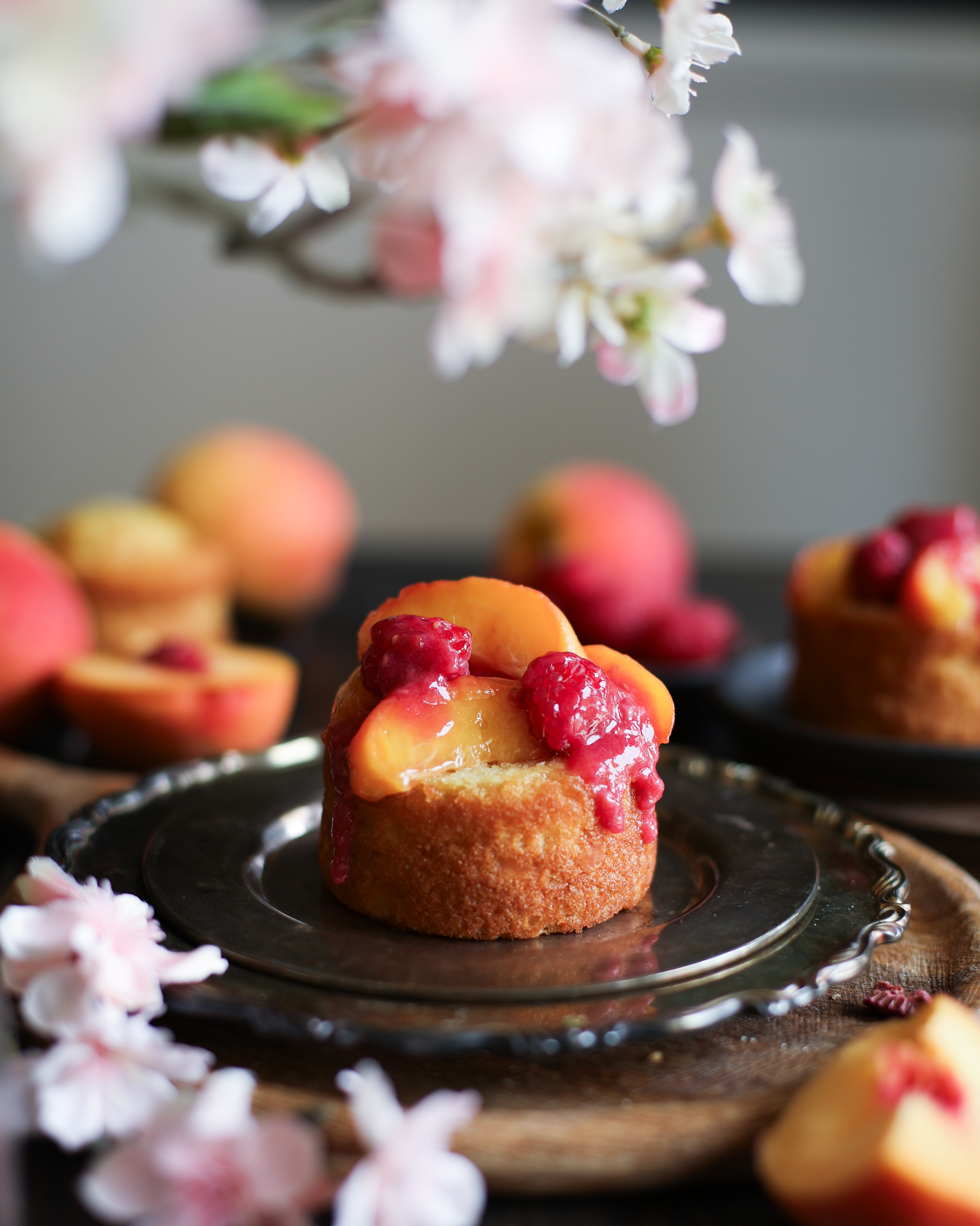 Peach Melba Mini Cakes – Peaches 2 Peaches
